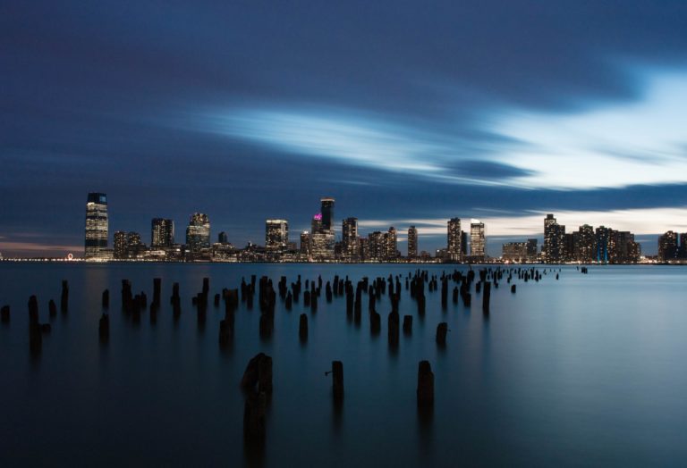 Learn the 10 Best Blue Hour Photography Tips & Tricks for Beginners ...