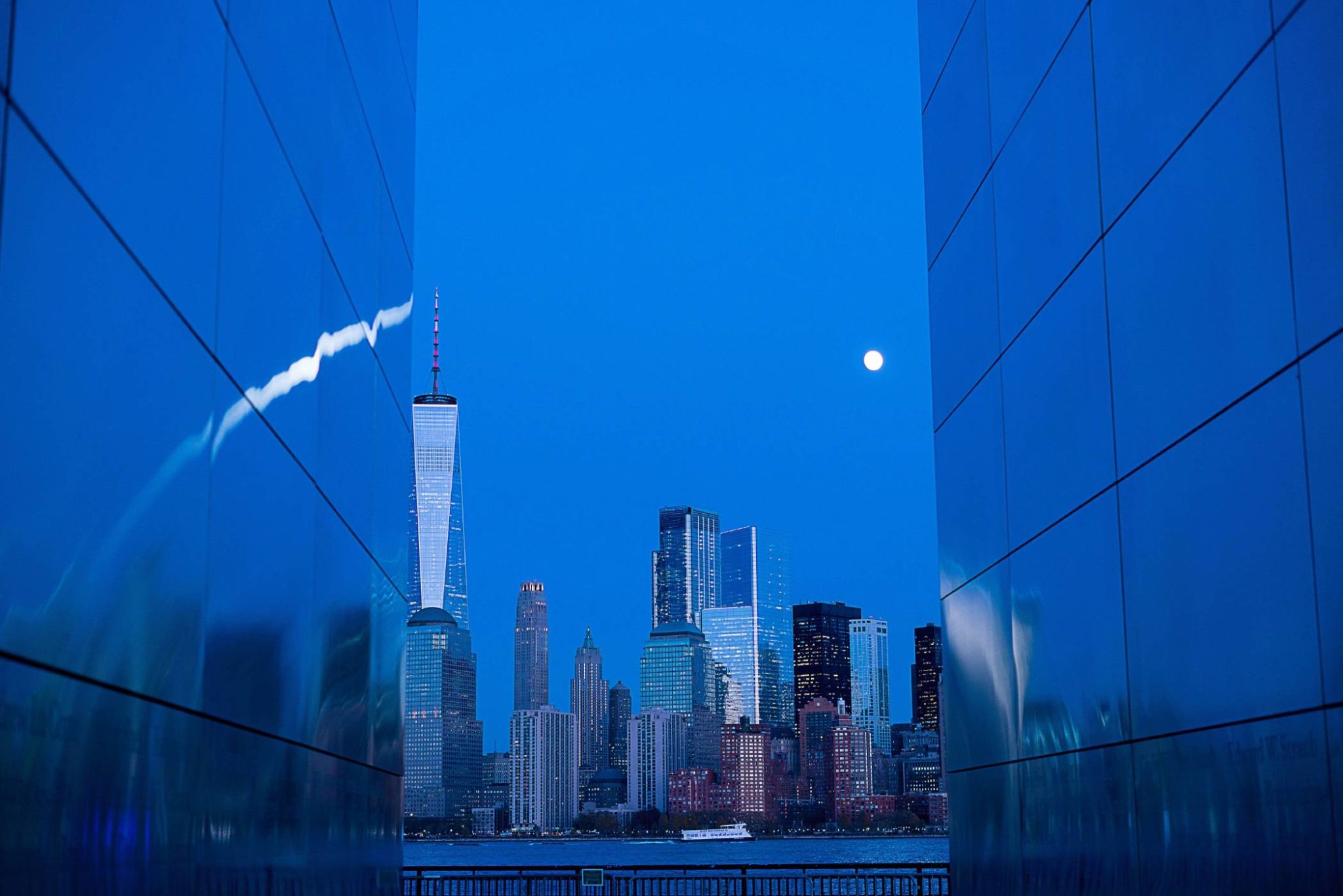 Learn the 10 Best Blue Hour Photography Tips & Tricks for Beginners ...