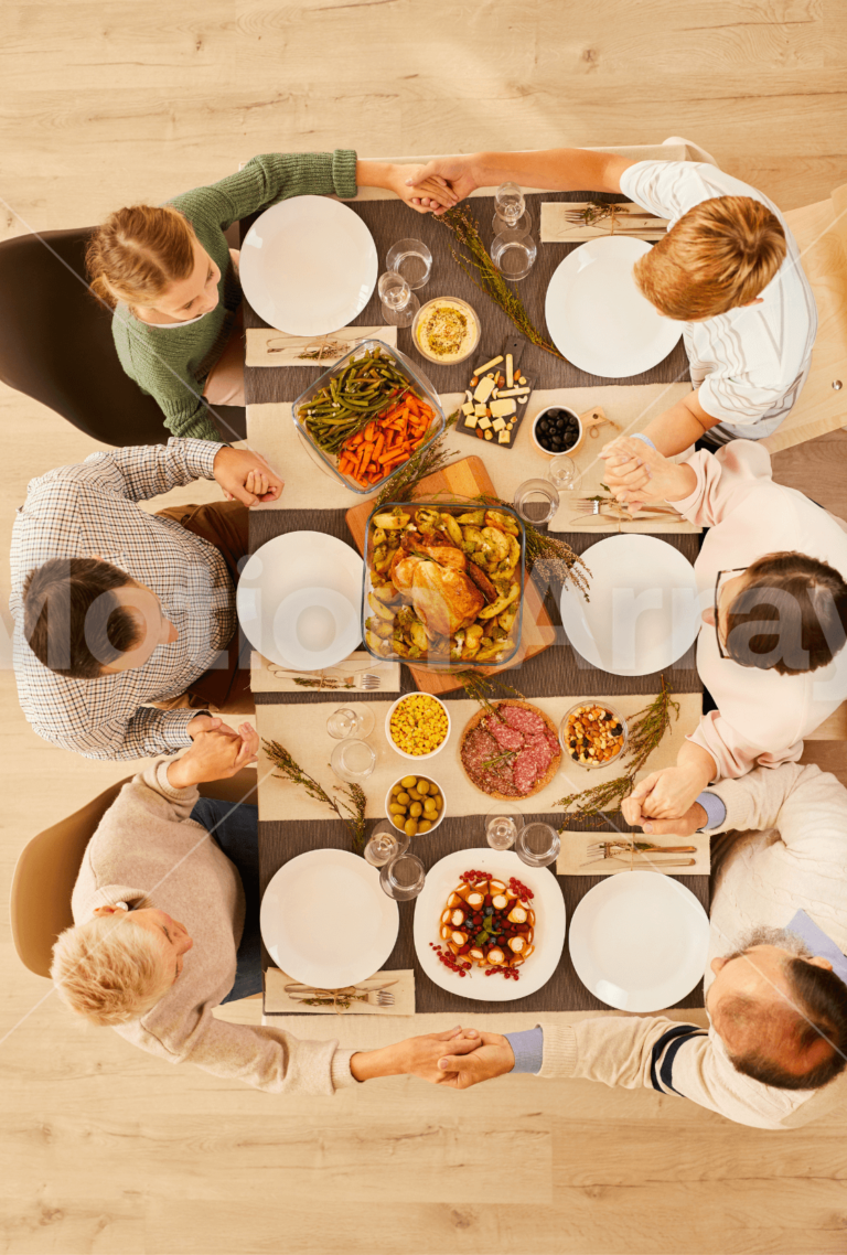 16 Perfect High Res Thanksgiving Images for Your Social Posts - Motion ...